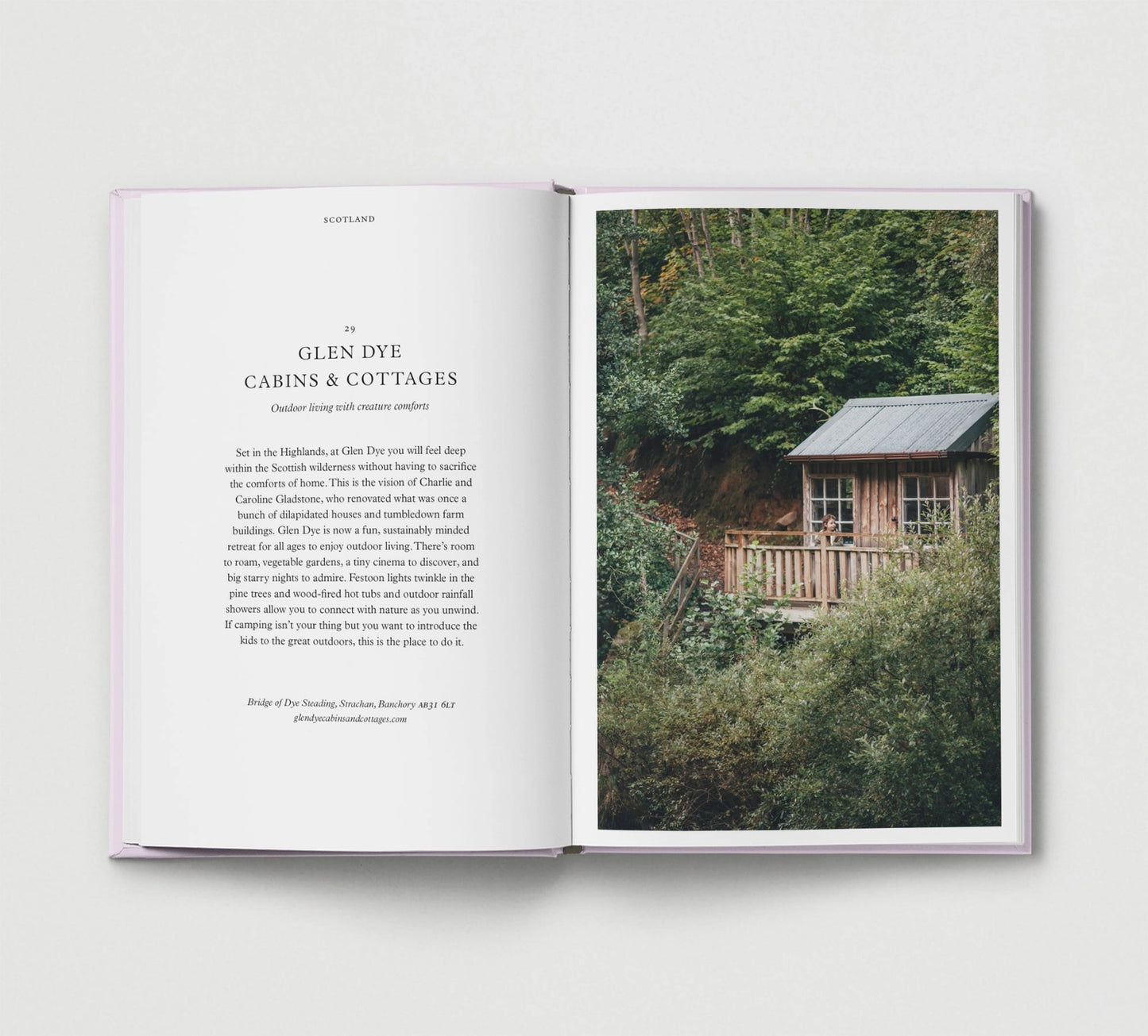 British Family Escapes 15330050376055